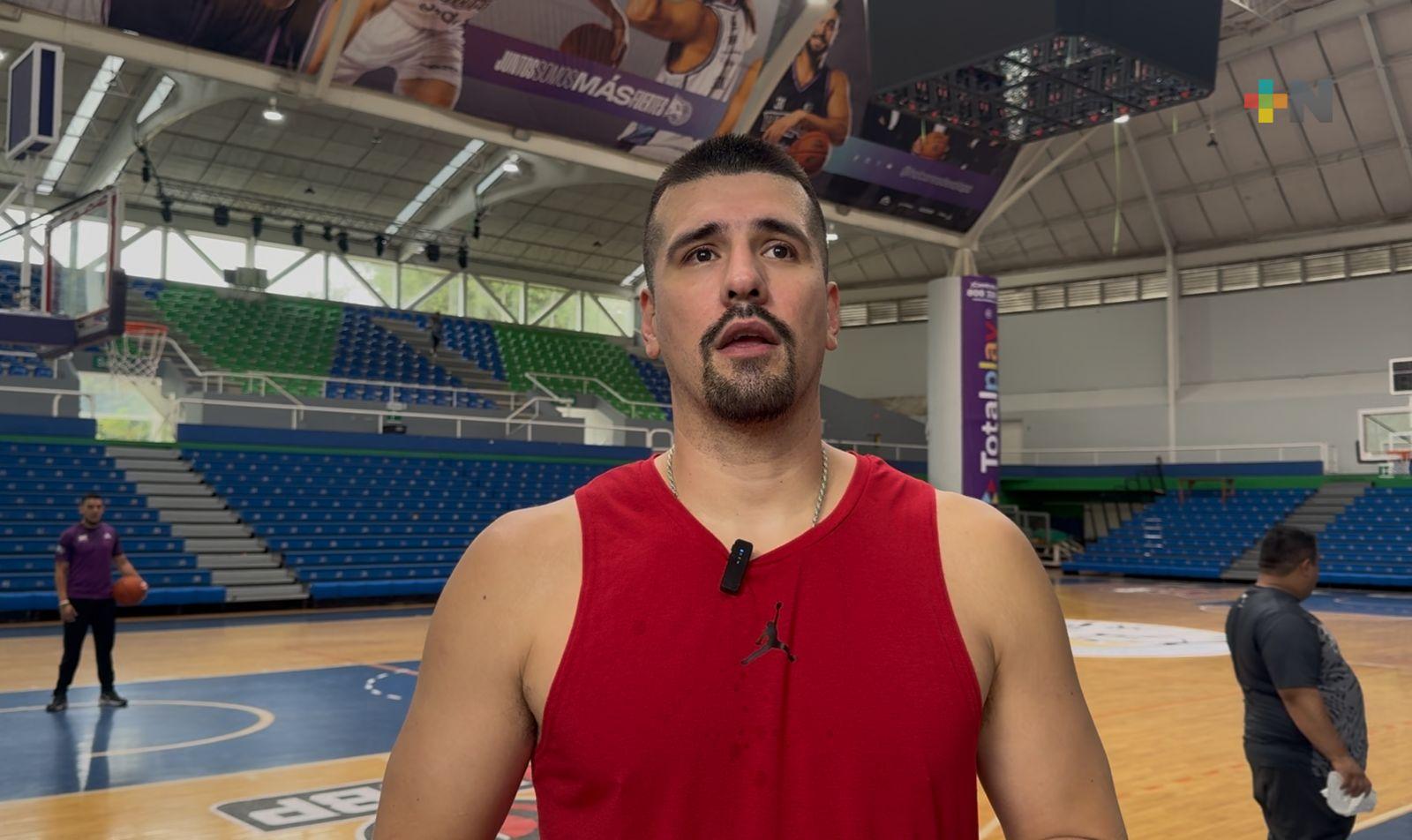 Jorge Camacho y Jaysean Paige listos para debutar con Halcones - Noticias de Hoy